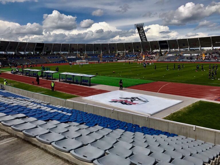 ESTADIO OLÍMPICO DE LA BUAP ️ Autoservicio BUAP